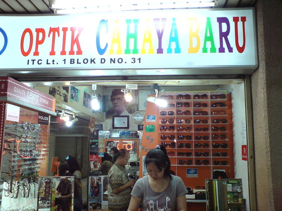 Optik Cahaya Baru contact information. Barang Optik - Eceran, in JAKARTA